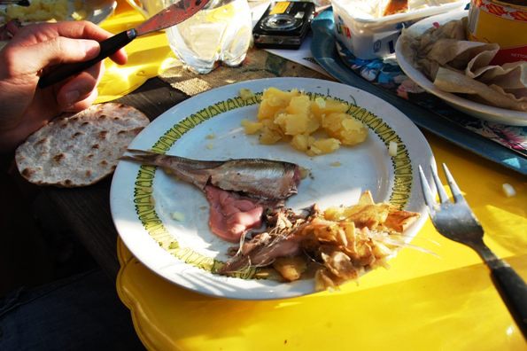 What does surströmming smell and taste like? - Lola Akinmade