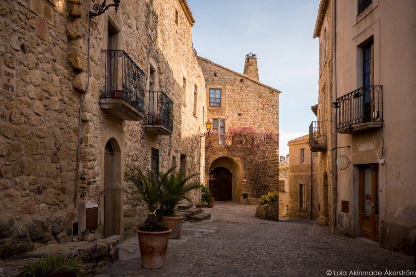 In Photos – Exploring the medieval town of Pals - Lola Akinmade